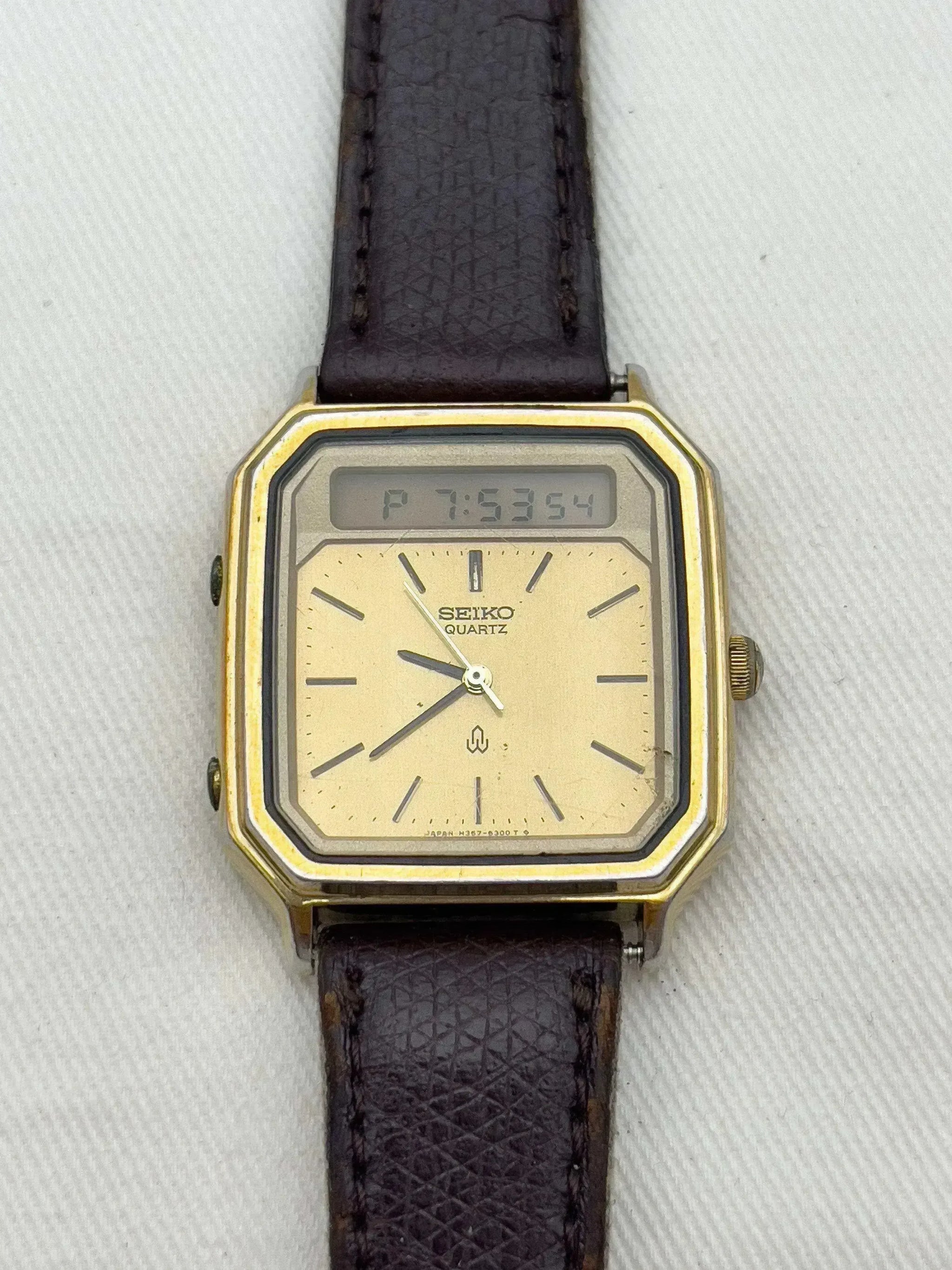 Seiko - GMT Tank Or - 1981